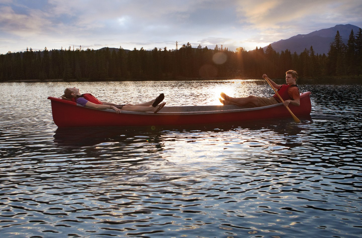 Private Couple Canoe Adventure | Tourism Jasper