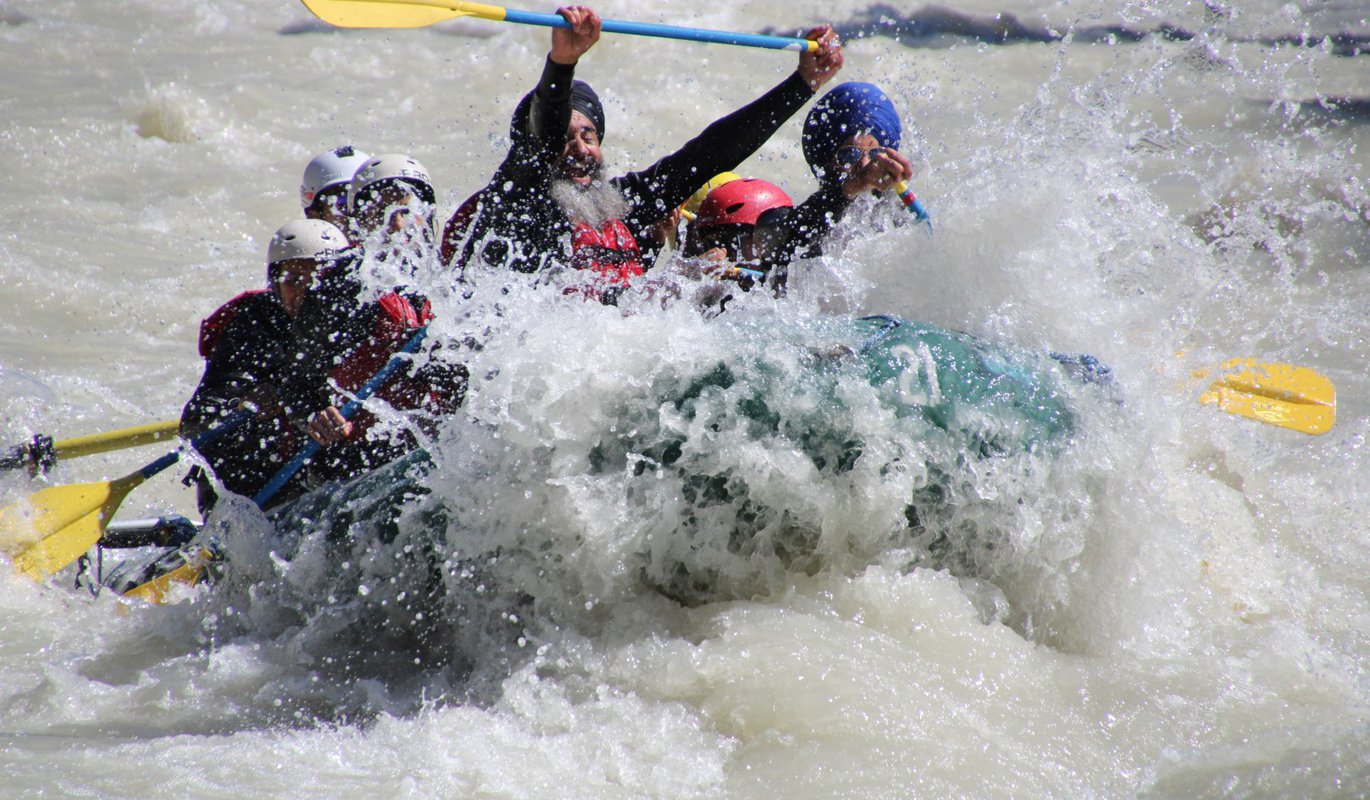 The Sunwapta Whitewater Raft Trip | Tourism Jasper