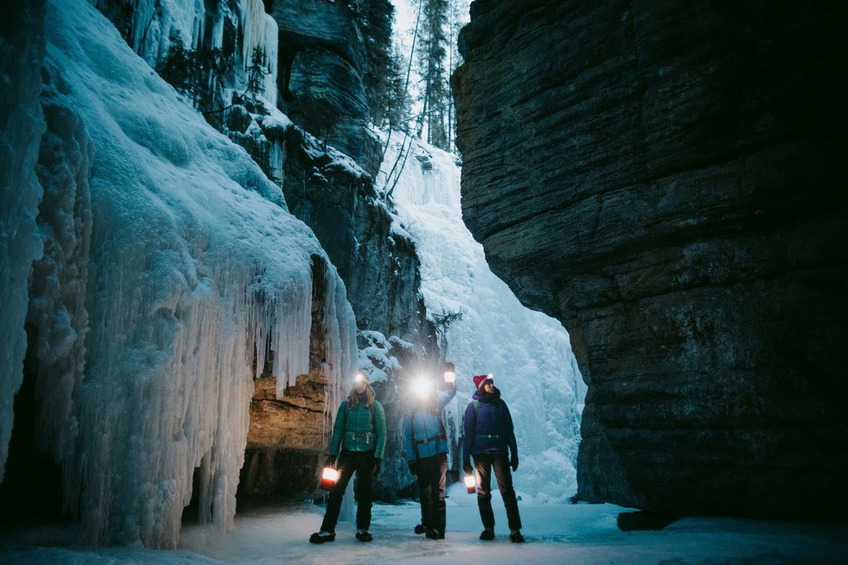 Maligne Canyon Ice Walk | Tourism Jasper