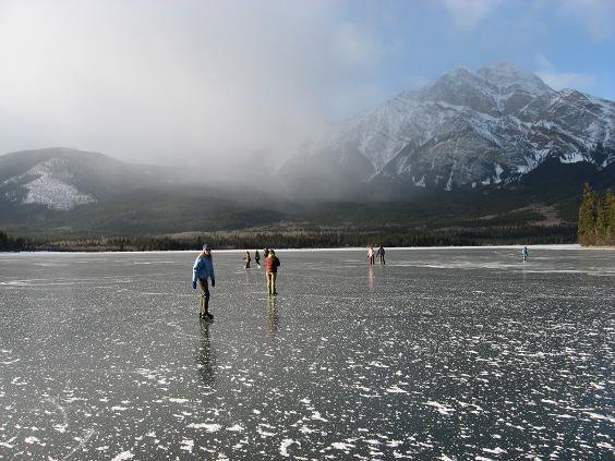 10 unique winter activities in Jasper National Park | Tourism Jasper