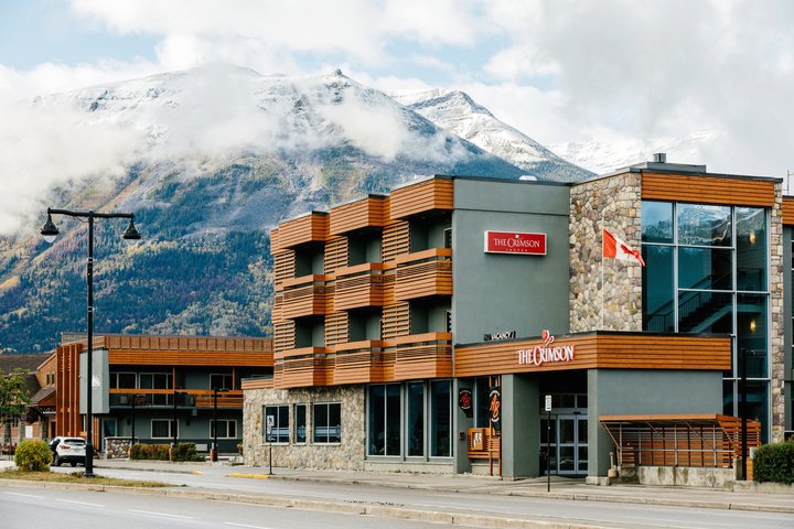 The Crimson Jasper | Tourism Jasper