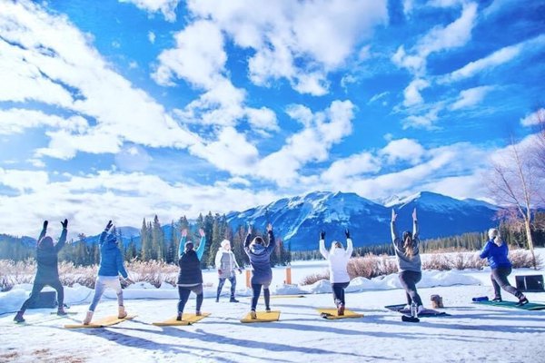 10 awesome outdoor activities to try during Jasper in January | Tourism ...