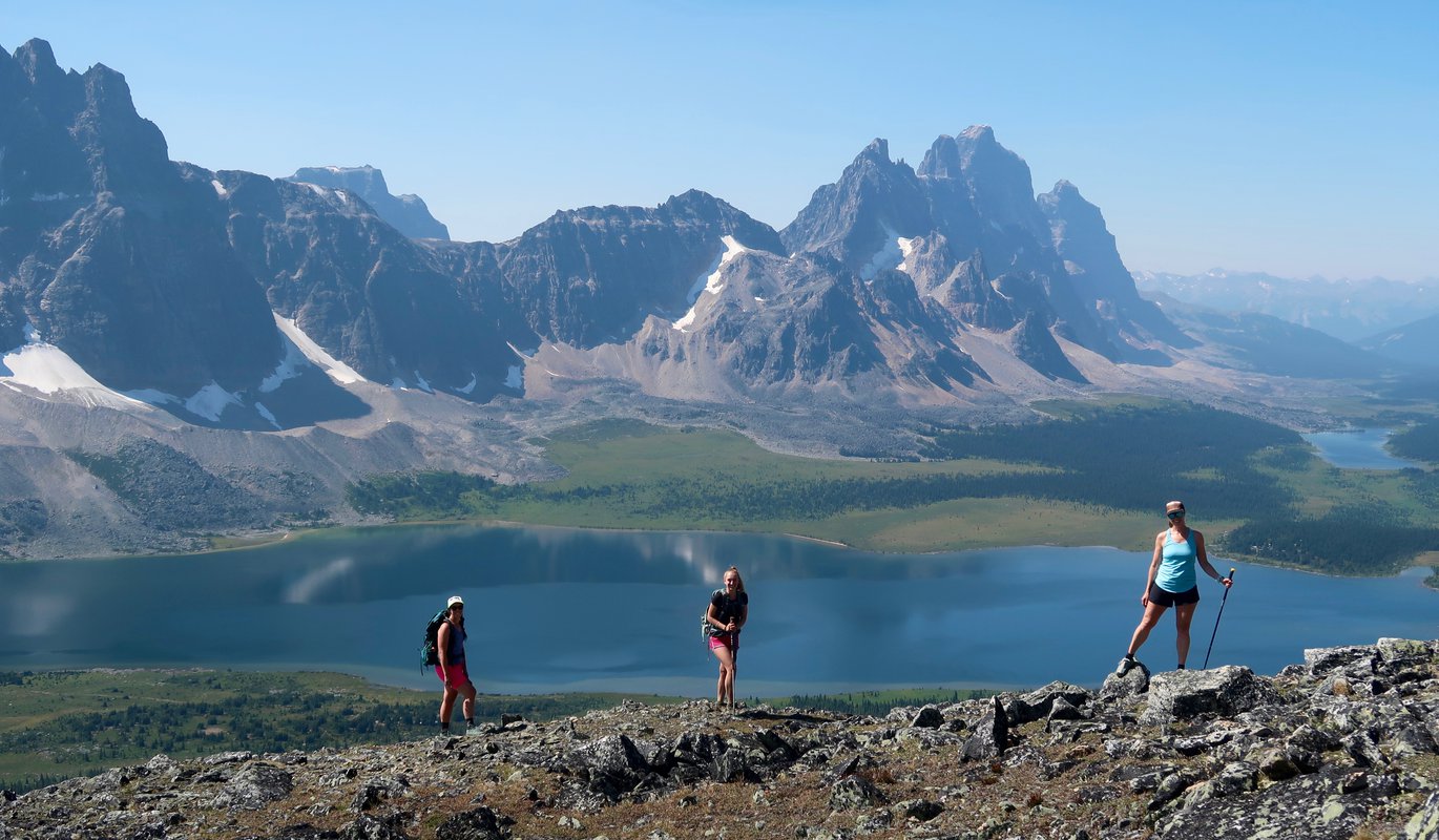 Fryatt Valley Hut-Based Backcountry Hiking | Tourism Jasper