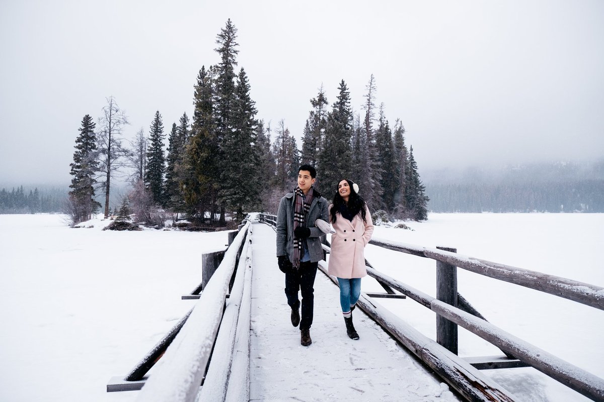 7 winter wonders of Jasper National Park | Tourism Jasper