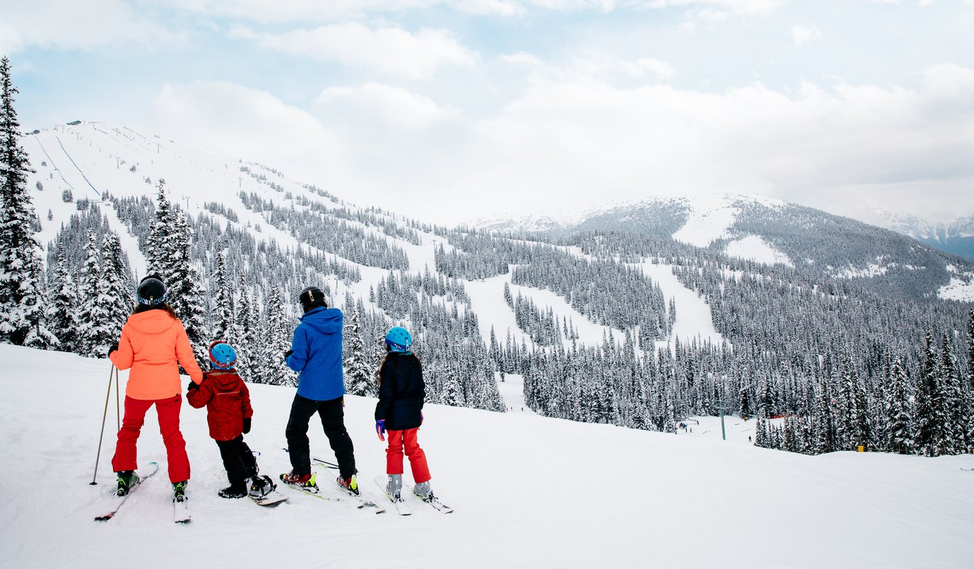 10 family friendly ways to enjoy winter in the mountains | Tourism Jasper