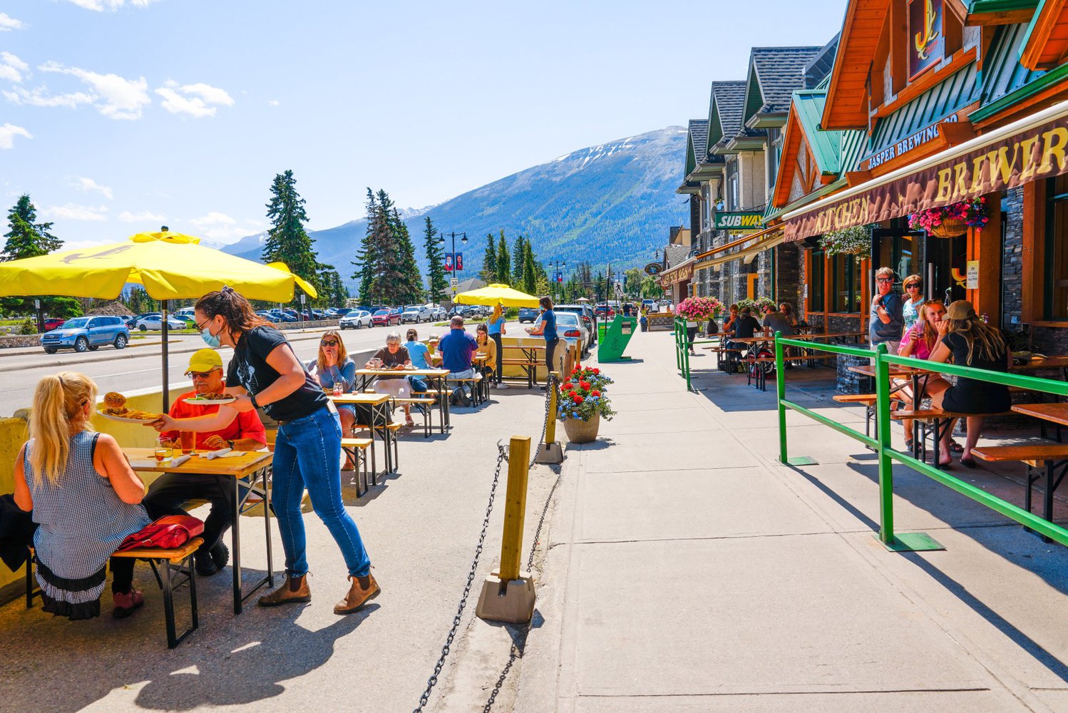 Why locals love the Jasper Brewing Co. | Tourism Jasper