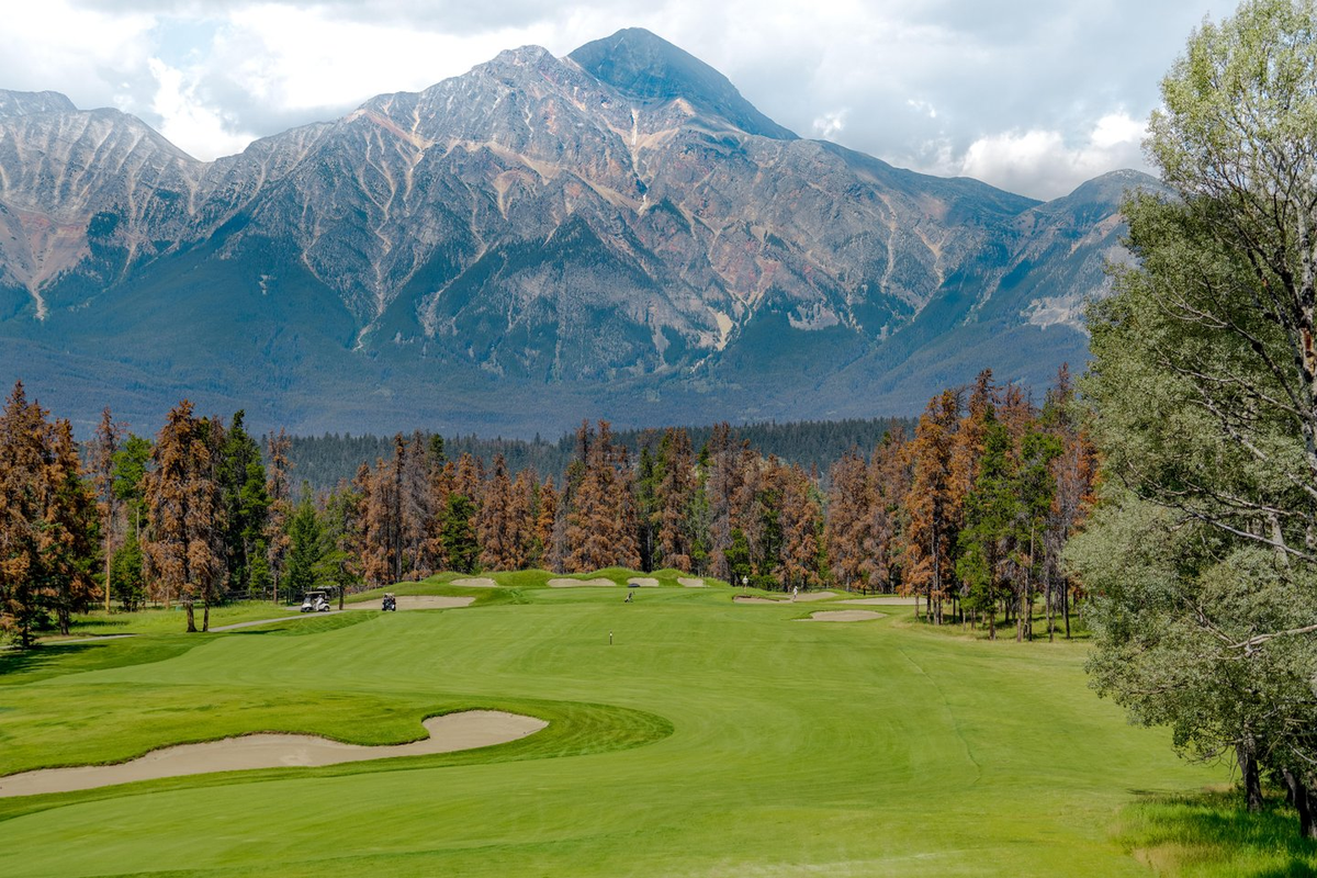 Fairmont 18-Hole Golf Course Jasper Park Lodge | Tourism Jasper